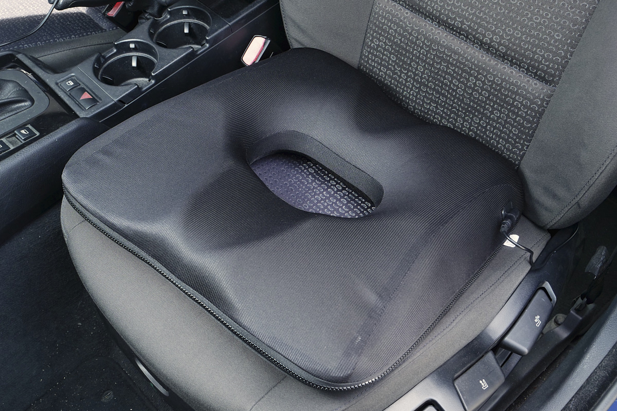 クッションやカバーで休憩や運転がもっと快適に！安楽に!!【お出掛け旅GOODS】ドライブサポート | カー用品 | MOBILA（モビラ）