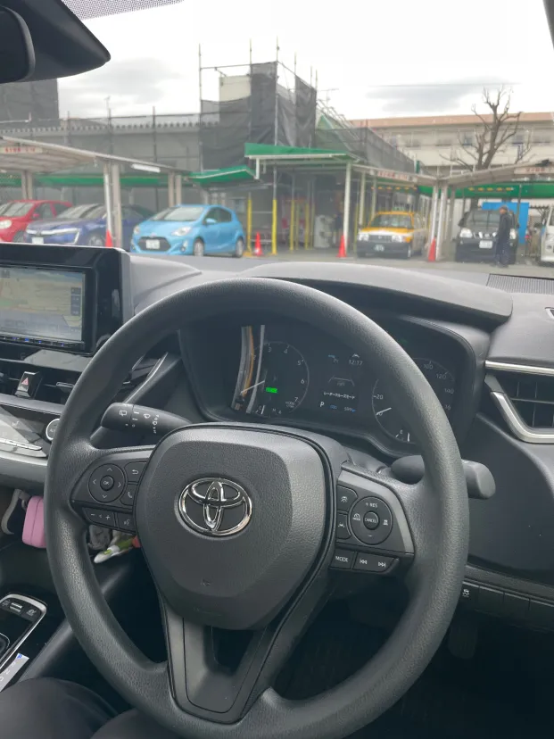 トヨタ カローラ ハイブリッドのグレード | クルマカタログ | カーライフ・カー用品サイトMOBILA（モビラ）