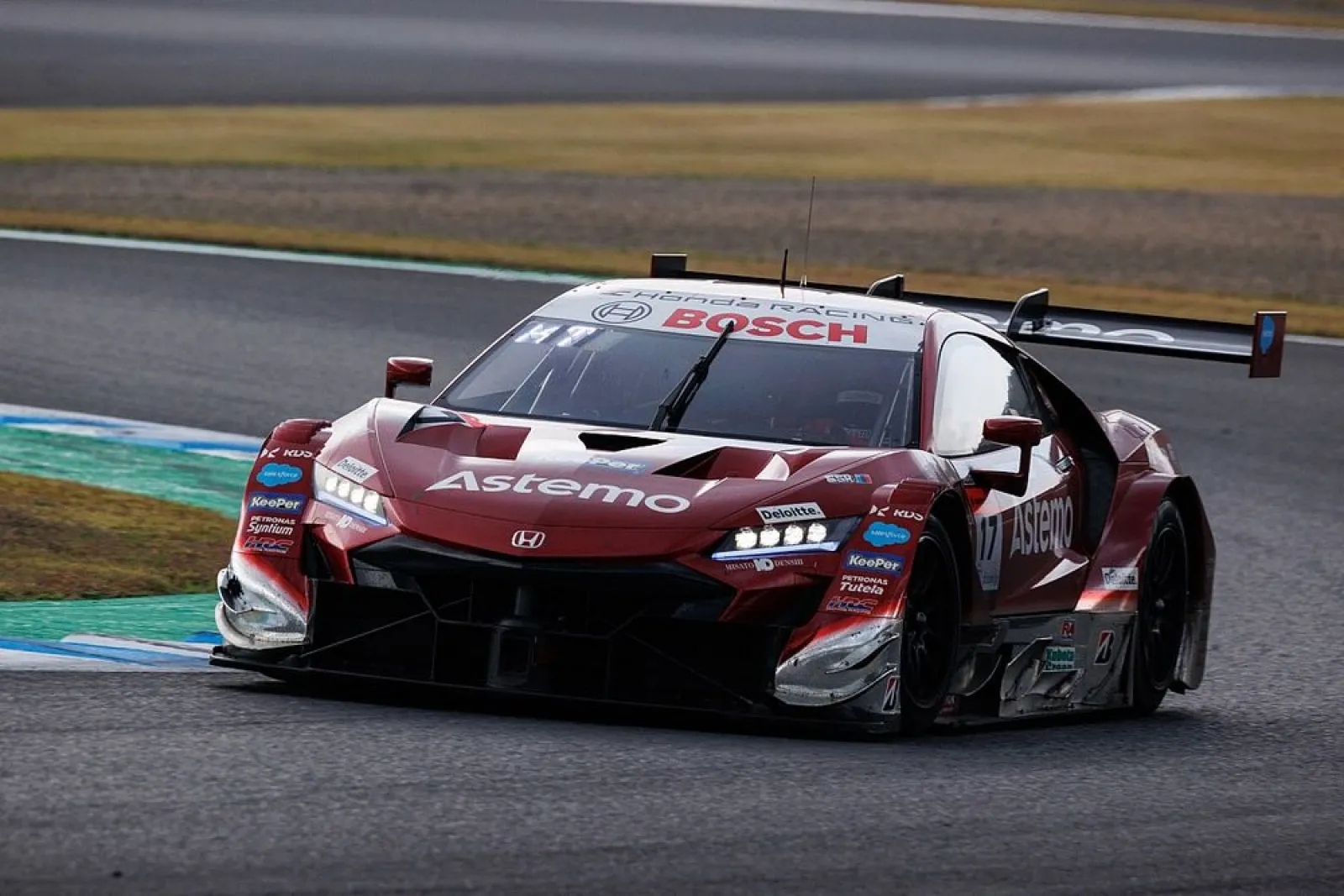 ホンダ・NSX-GT、“有終の美”はならず。得意とするオートポリス、もてぎでの敗戦に「伸びしろが残っていなかったのかもしれない」 | モーター ...