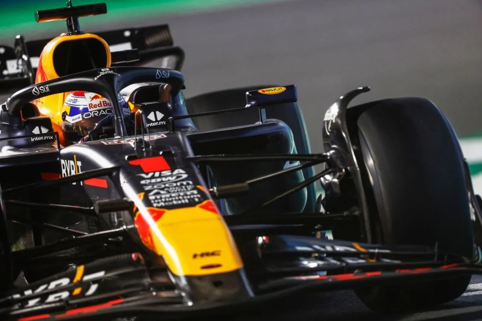 レッドブルの今季マシンRB20、次世代2026年見据えた「大勝負」だったとチーフエンジニア | モータースポーツ | カーライフ・カー用品サイトMOBILA（モビラ）