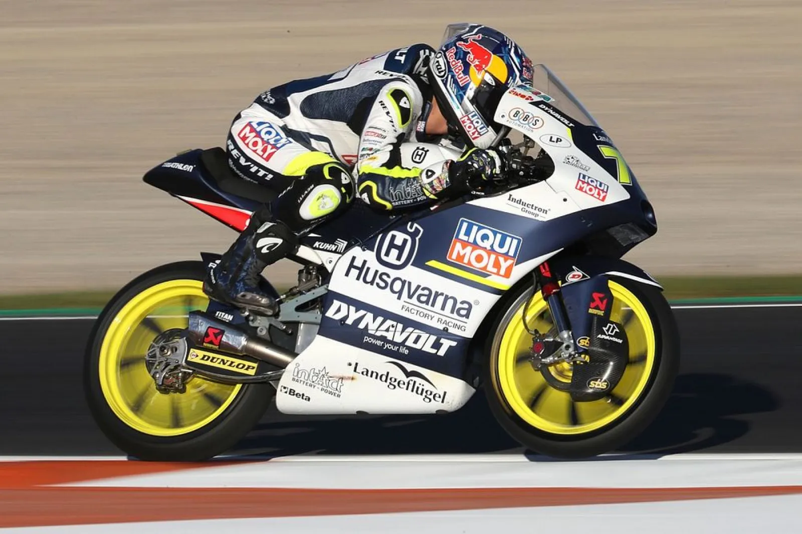 Moto3バレンシア予選｜佐々木歩夢、Moto3ラストレースでフロントロウ獲得。今季初優勝なるか？ PPはチームメイトのベイアー | モーター ...