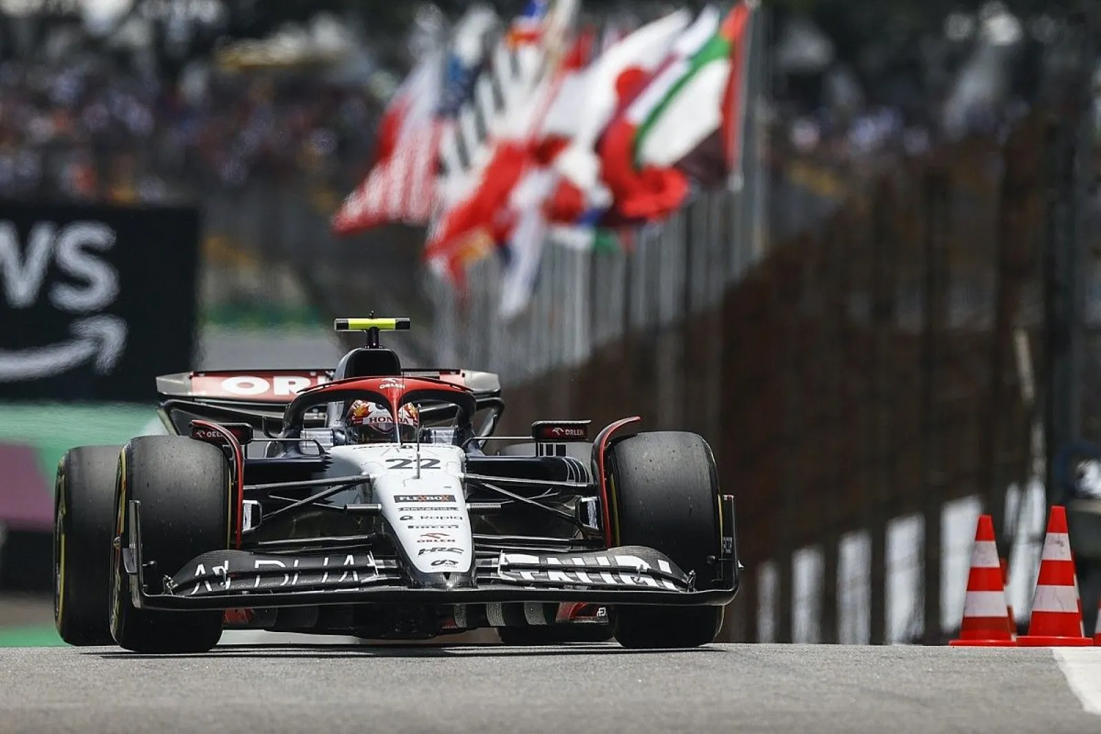 角田裕毅、絶品アタックで6番手！ ノリスが最速。アルファタウリは2台でSQ3｜F1サンパウロGPスプリントシュートアウト | モータースポーツ | カーライフ・カー用品サイトMOBILA（モビラ）