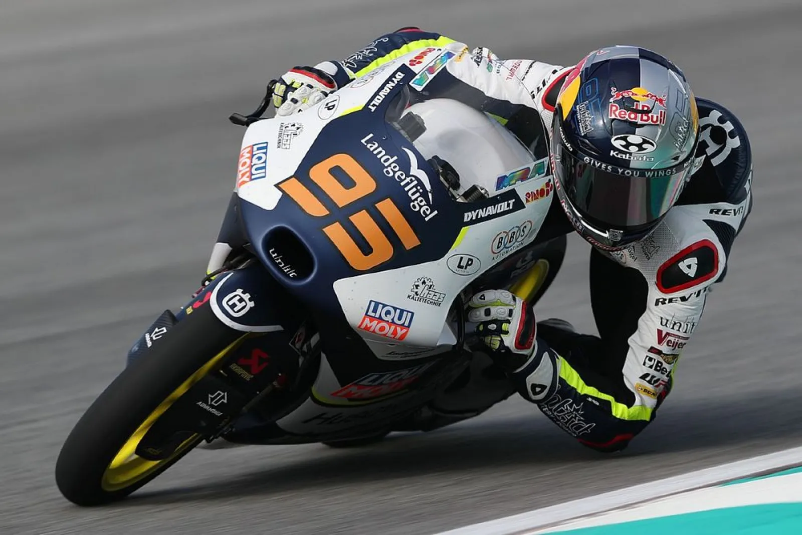 Moto3マレーシア決勝｜タイトル争い中の佐々木歩夢、2位表彰台でポイント差接近！ 優勝はチームメイトのベイアー | モータースポーツ ...
