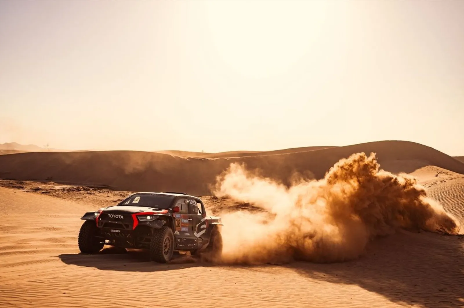 ダカールラリー2025、19歳ヴァリアワが自身初＆最年少ステージ優勝。トヨタ優勢変わらず……一方ベテラン勢の受難続く | モータースポーツ | カーライフ・カー用品サイトMOBILA（モビラ）