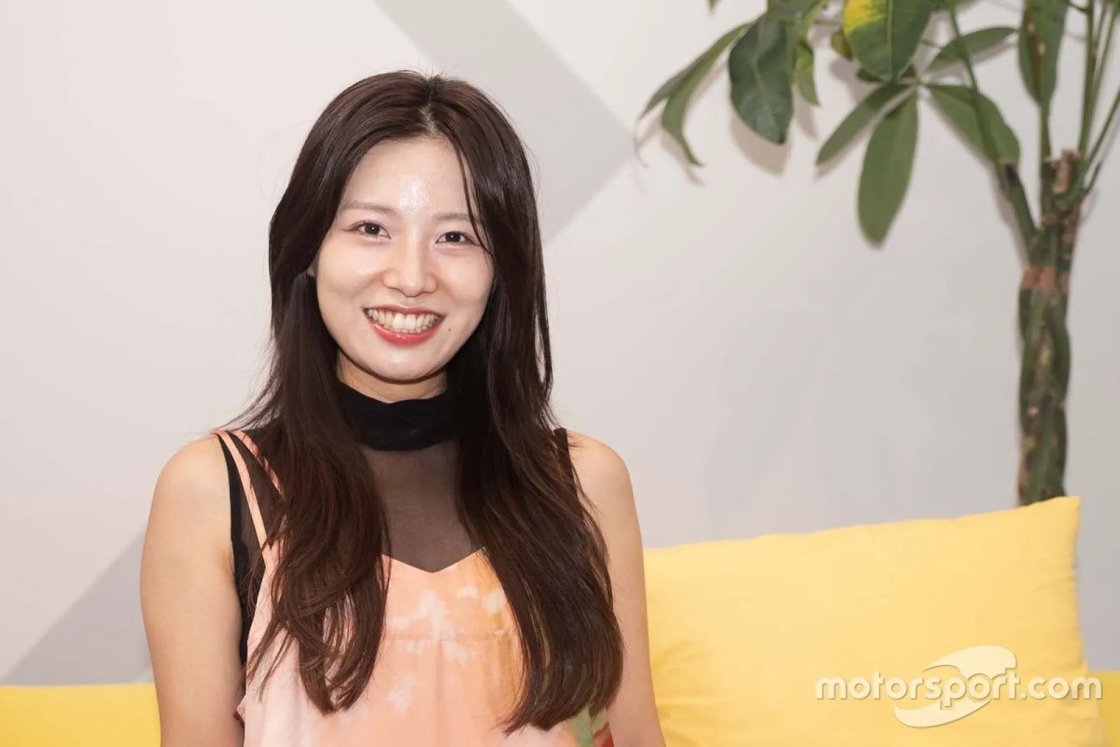 F1をもっと身近な存在に……DAZNのF1番組アンバサダーになったカープ女子“yu”にかけられる期待「初心者だからできることもある ...